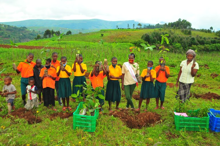 Climate activist Mourine Asiimwe is fighting to reforest Uganda - LifeGate